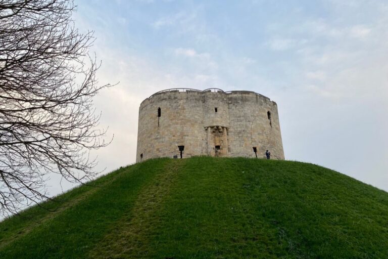 Two Days in York England (The Perfect Stop Between London and Edinburgh ...